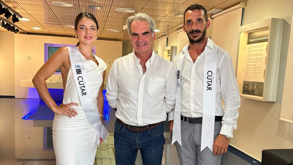 Miss Mister Cútar 2025 recibidos por Francisco Javier Ruiz - MMPMálaga